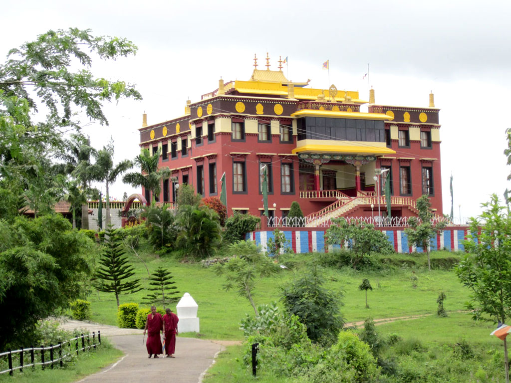 Gompa - Tibetan Monastery Services - Monasteries